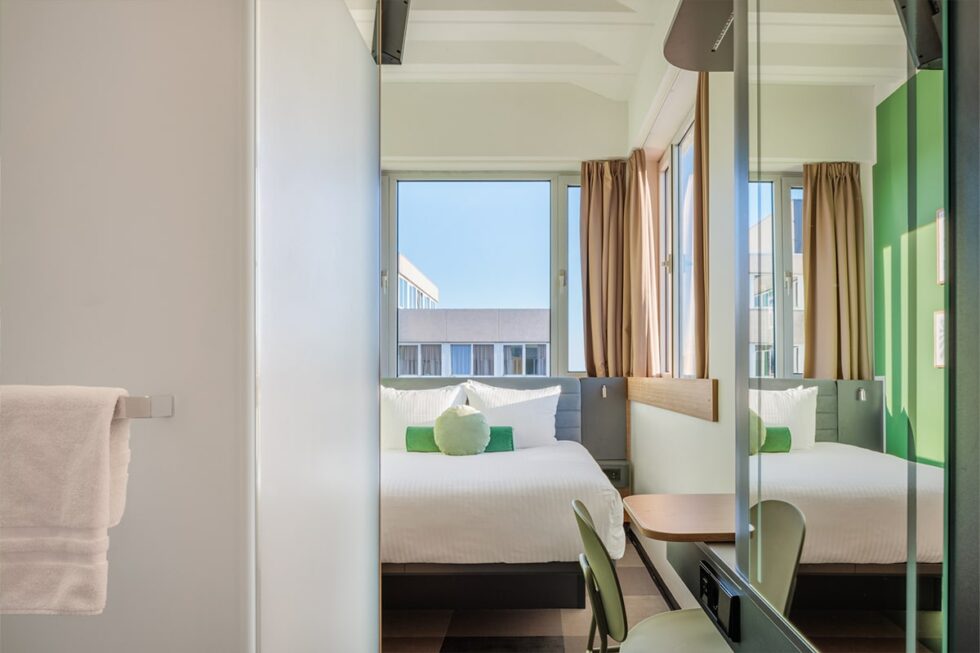 Close to Amsterdam Schiphol - Maxhotel
